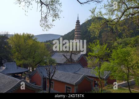 Lingyan temple nine mountain Stock Photo - Alamy