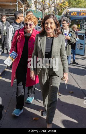 New York Governor Kathy Hochul, First Lady Rama Duwaji, and New York ...