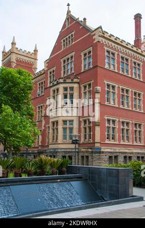 The University of Adelaide on the North Terrace campus in downtown ...