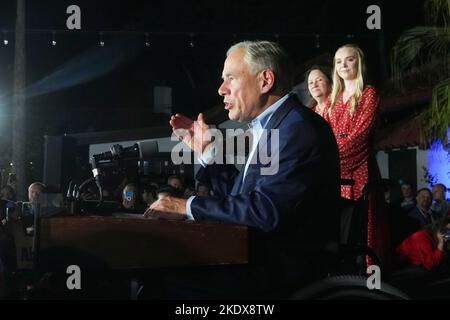 McAllen, Texas, USA. 8th Nov, 2022. Texas Governor GREG ABBOTT revels ...