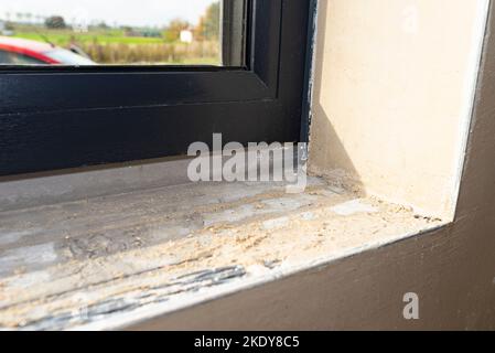 Warm installation of a three-layer window with a polystyrene window ...
