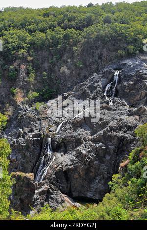Barron river in dry season, Barron River Gorge, Cairns, North ...