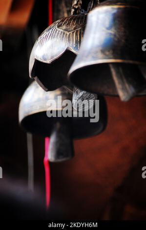 A closeup of vintage cast iron liberty bell Stock Photo - Alamy