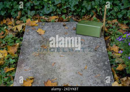 Grab Joachim Ringelnatz, Friedhof Heerstraße, Westend, Charlottenburg ...