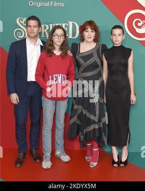 Panio Gianopoulos, Roman Stylianos Gianopoulos, Molly Ringwald and ...