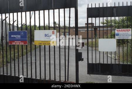 1998, disused gasworks of British Gas (BG PLC), picture shows an ...