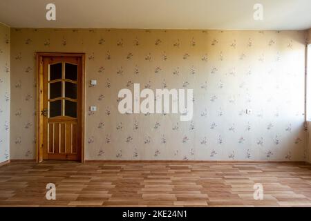Empty room finished and ready to move in Stock Photo - Alamy