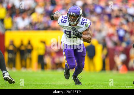 Minnesota Vikings linebacker Danielle Hunter (99) celebrates with ...