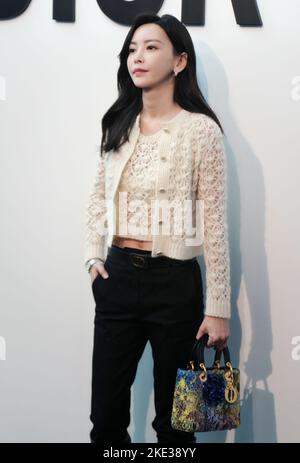 Chinese-Canadian actress and singer Kelly Yu or Yu Wenwen, middle ...