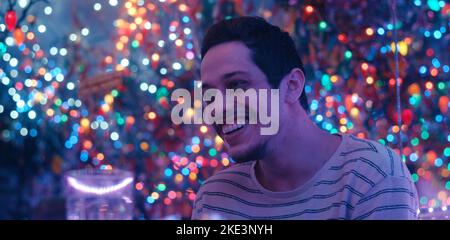 MEET CUTE (2022), directed by ALEXANDRE LEHMANN. Credit: Weed Road ...