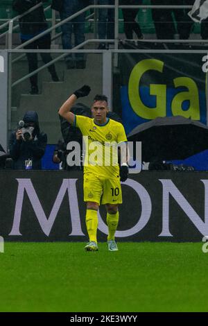 Lautaro Martinez (FC Inter) celebrates the goal during the Italian ...