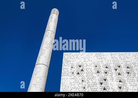 Mosque of the Late Mohamed Abdulkhaliq Gargash in UAE designed by ...