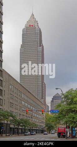 Key Tower became Cleveland's tallest building when opened in 1991 ...
