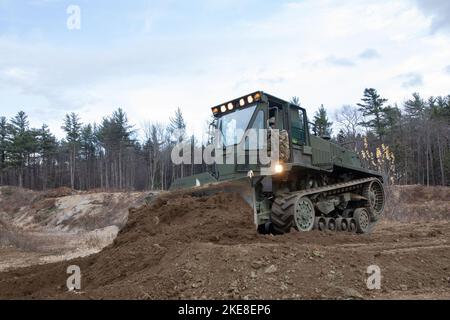 Soldiers of Bravo Company, 572nd Brigade Engineer Battalion, 86th ...