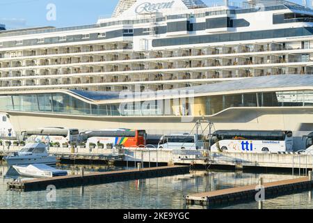 cruise ship docks at the maritime station of salerno Stock Photo - Alamy