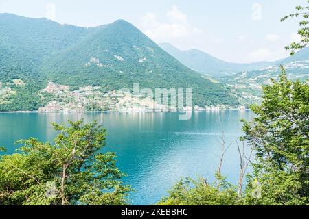 aerial view of Tavernola Bergamasca in the Lake Iseo Stock Photo - Alamy