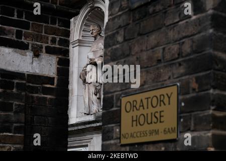 Memorial statue to cardinal John Henry Newman outside the Catholic ...
