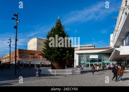 New Look shop in Victoria Circus, Southend on Sea, Essex, UK. Victoria ...