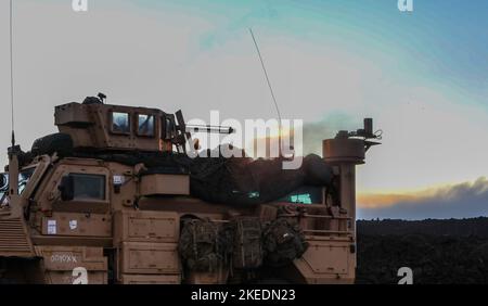 Engineer Soldiers form the 84th Engineer Battalion, 130th Engineer ...