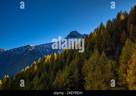 The treasures of the Varaita Valley: the small village of Bellino ...