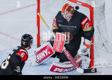 Krefeld, Germany. 12th Nov, 2022. Ice hockey: Deutschland Cup, Germany ...