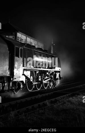 "Duchess of Sutherland" at Swanwick Junction Signal Box Stock Photo - Alamy