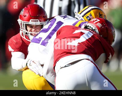 November 12, 2022: Hudson Clark #17 Arkansas defensive back looks to ...