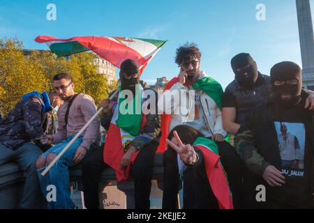 Iranian Protests continue in traflagar Square this weekend with a ...