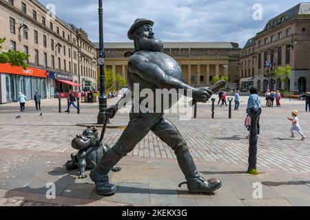 Statue of Desperate Dan and his dog Dawg, characters in the children's ...
