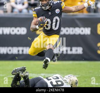 Pittsburgh Steelers running back Jaylen Warren (30) reacts after ...