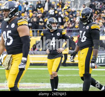 New Orleans Saints place kicker Charlie Smyth (39) watches from the ...