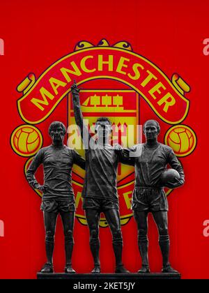 United Trinity Statue in front of Manchester United Football Club ...