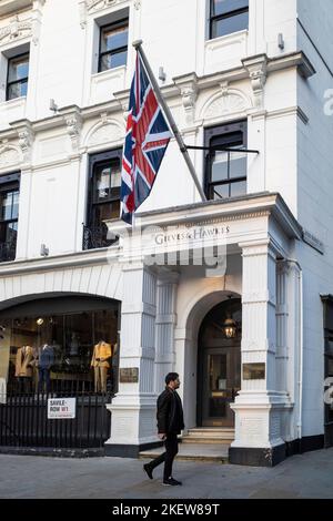 Bespoke Tailors Gieves & Hawkes Savile Row Stock Photo - Alamy