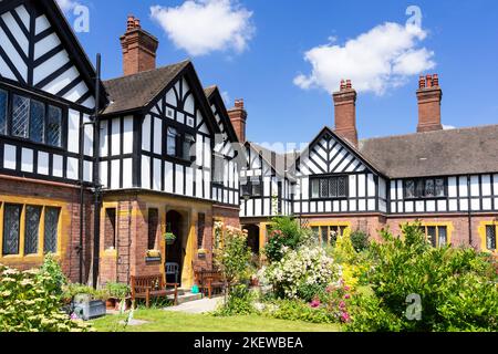 Almshouses UK Worcester Lasletts Almshouses Worcester part of Laslett's ...