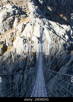Trift, Switzerland - October 18th 2022: Spectacular rope bridge ...