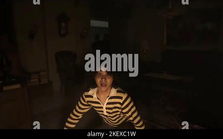 SATAN'S SLAVES: COMMUNION, (aka PENGABDI SETAN 2: COMMUNION), Egy Fedly ...