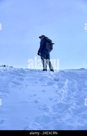 white man trekking in El Chalten, Patagonia Argentina Stock Photo - Alamy