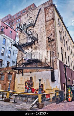 Mural of Buster Douglas Champion boxer in Columbus Ohio Stock Photo - Alamy