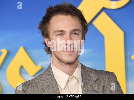 Drew Starkey arrives at the GLASS ONION: A KNIVES OUT MYSTERY Premiere ...