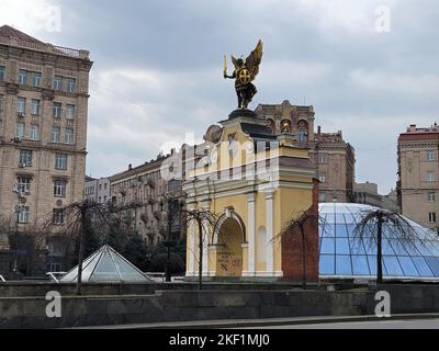 The statue of Archangel Michael on Lach Gates in Independence Square ...