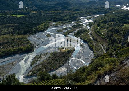 Die ungezähmte Rhone beim Walliser Pfynwald Stock Photo - Alamy
