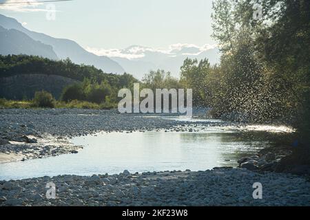 Die ungezähmte Rhone beim Walliser Pfynwald Stock Photo - Alamy