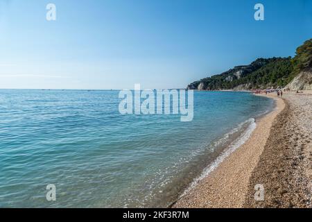 Extra wide view of the beautiful beach of San Michele in Sirolo Stock ...