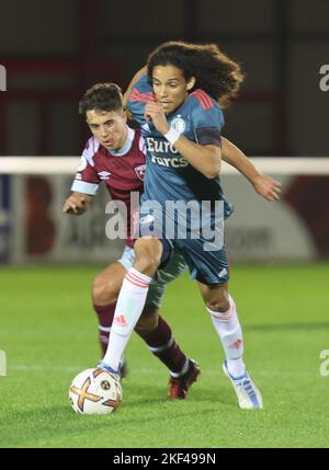 DAGENHAM ENGLAND - NOVEMBER 15 :L-R Gjival Zechiel of Feyenoord and ...