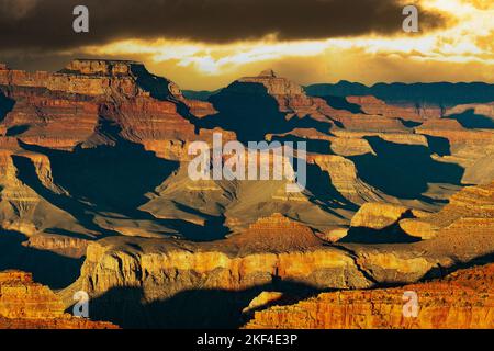 Sonnenuntergang Grand Canyon Nationalpark, South Rim, Südrand, letztes ...