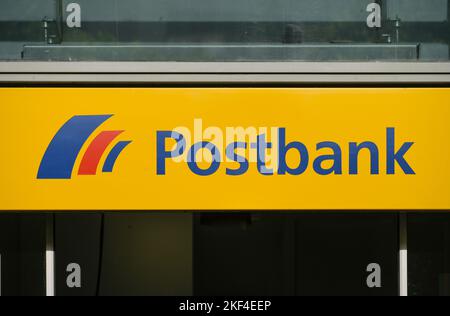 Postbank / Bank / Schriftzug / Logo Stock Photo - Alamy