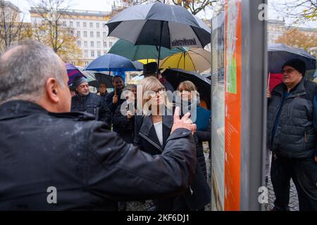 Magdeburg, Germany. 16th Nov, 2022. Simone Borris (independent, M ...