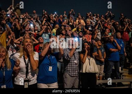 Florida, US, 16/11/2022, Guests watch the launch of NASA's Space Launch ...