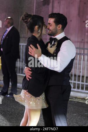 Ekin-su culculogiu and boyfriend David sanclimenti could not keep their ...