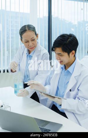 medical research laboratories, scientists Failed research concept Stock ...